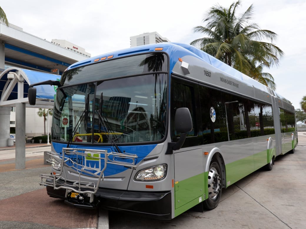 Retorno de las tarifas estándar en el transporte público de Miami-Dade ...
